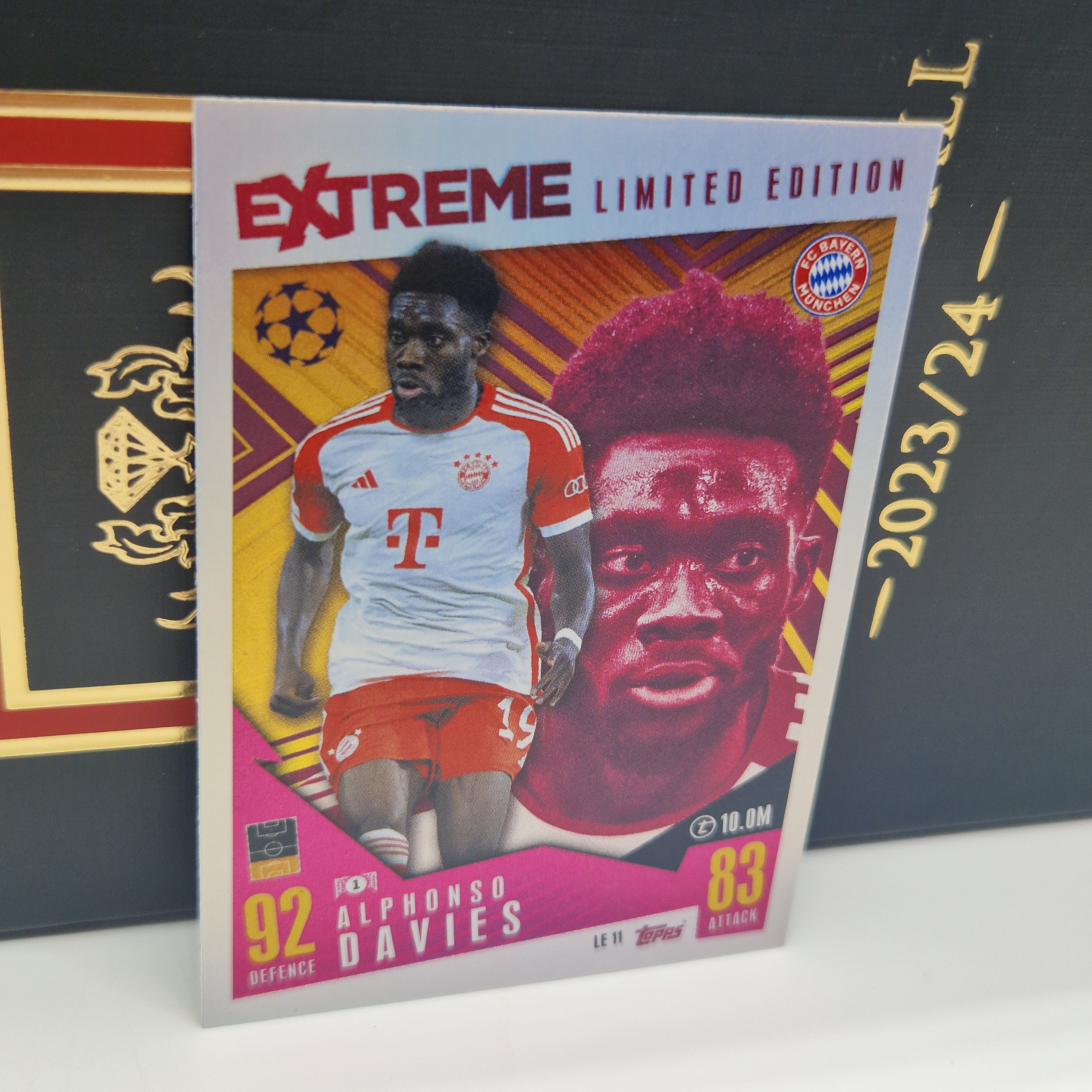 Alphonso Davies extreme Limited Edition, Topps Match Attax Extra Soccer ...