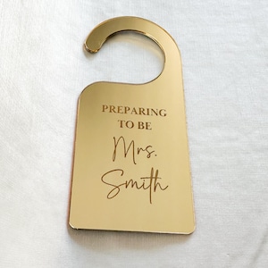 Personalized Bridal Suite Tag Bridal Room Door Tag Bridesmaid Gift ...