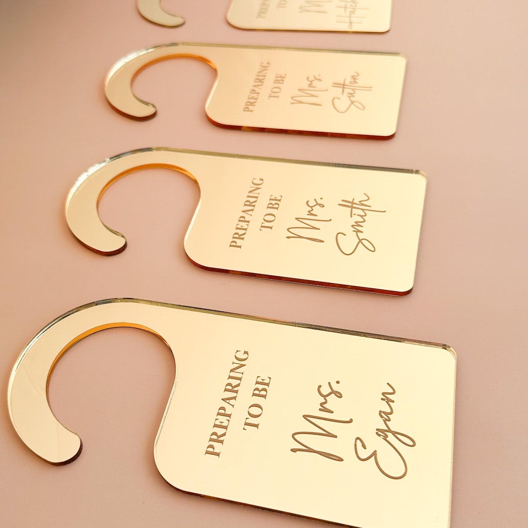 Personalized Bridal Suite Tag Bridal Room Door Tag Bridesmaid Gift ...