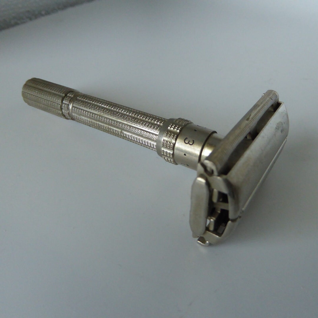 Gillette Slim Adjustable Safety Razor Date Code L-3 Clean Shave Ready ...