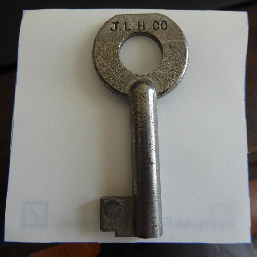 Vintage J.L.H. Co. Railroad Barrel Key New York Central Metal - Etsy