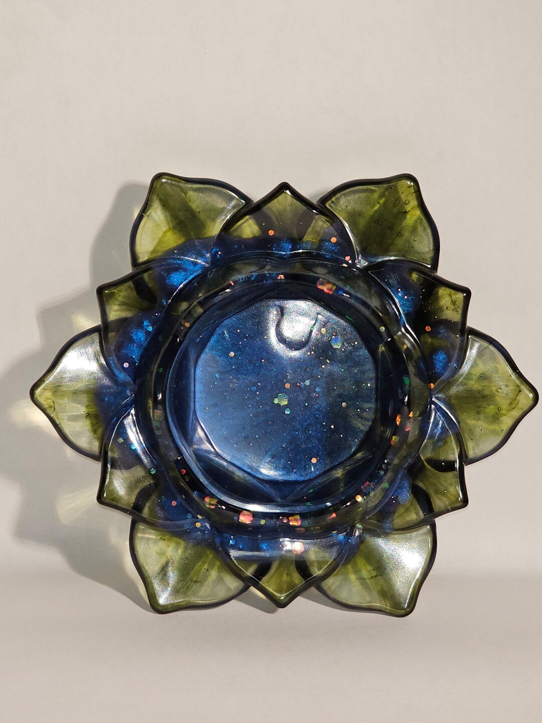 Resin Lotus Flower Candle/trinkets Holder - Etsy