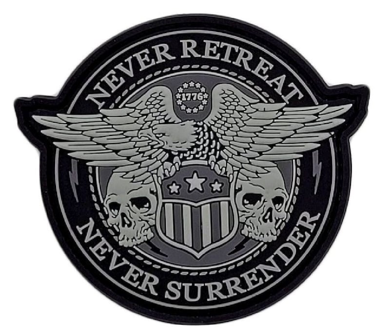 Never Surrender Never Retreat Eagle Shield 3.0 Inch Patch [PVC Rubber ...