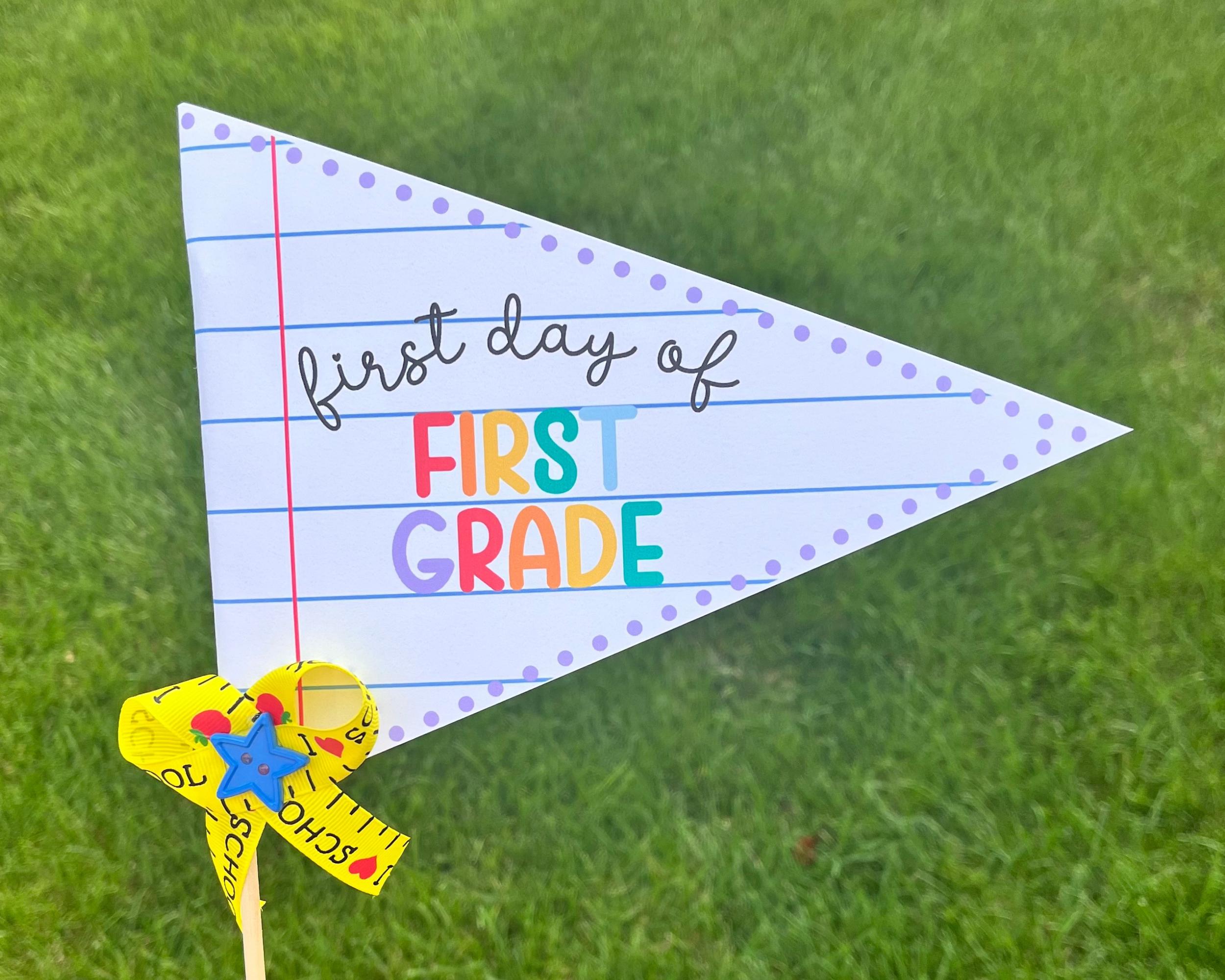 First Day of School Flag Photo Prop, 1st Day of School Pennant, Back to ...