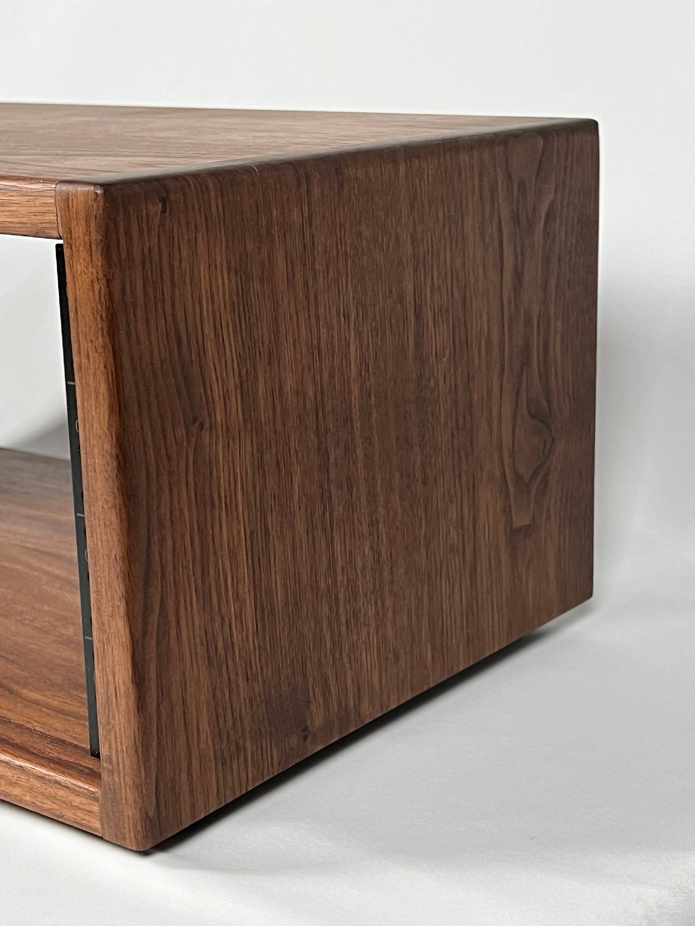 Studio Rack Solid Walnut Audio / Video / Data Gear Rack Cabinet for 19 ...