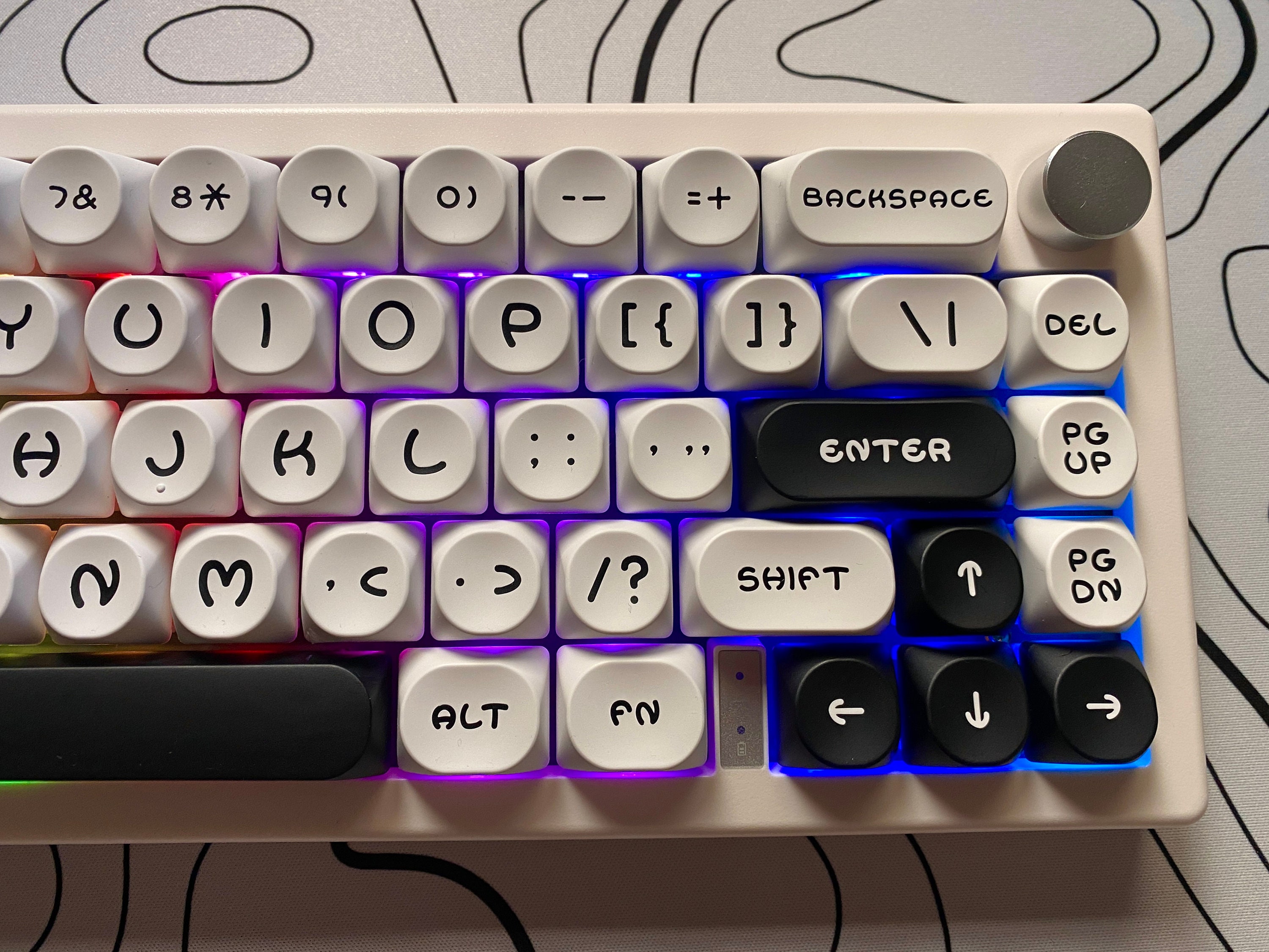 Minimalist White Custom Modded Mechanical Keyboard (GMK67) - Etsy