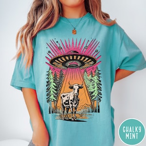 UFO Cow Abduction Shirt, Funny Vintage Retro Graphic Alien Tshirt ...