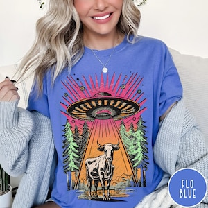 UFO Cow Abduction Shirt, Funny Vintage Retro Graphic Alien Tshirt ...