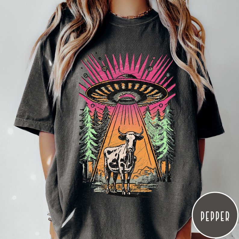 UFO Cow Abduction Shirt, Funny Vintage Retro Graphic Alien Tshirt ...