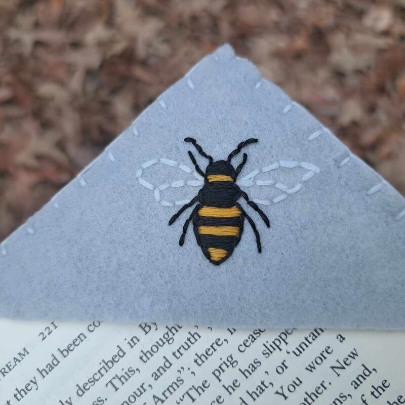 Bee Bookmark - Etsy