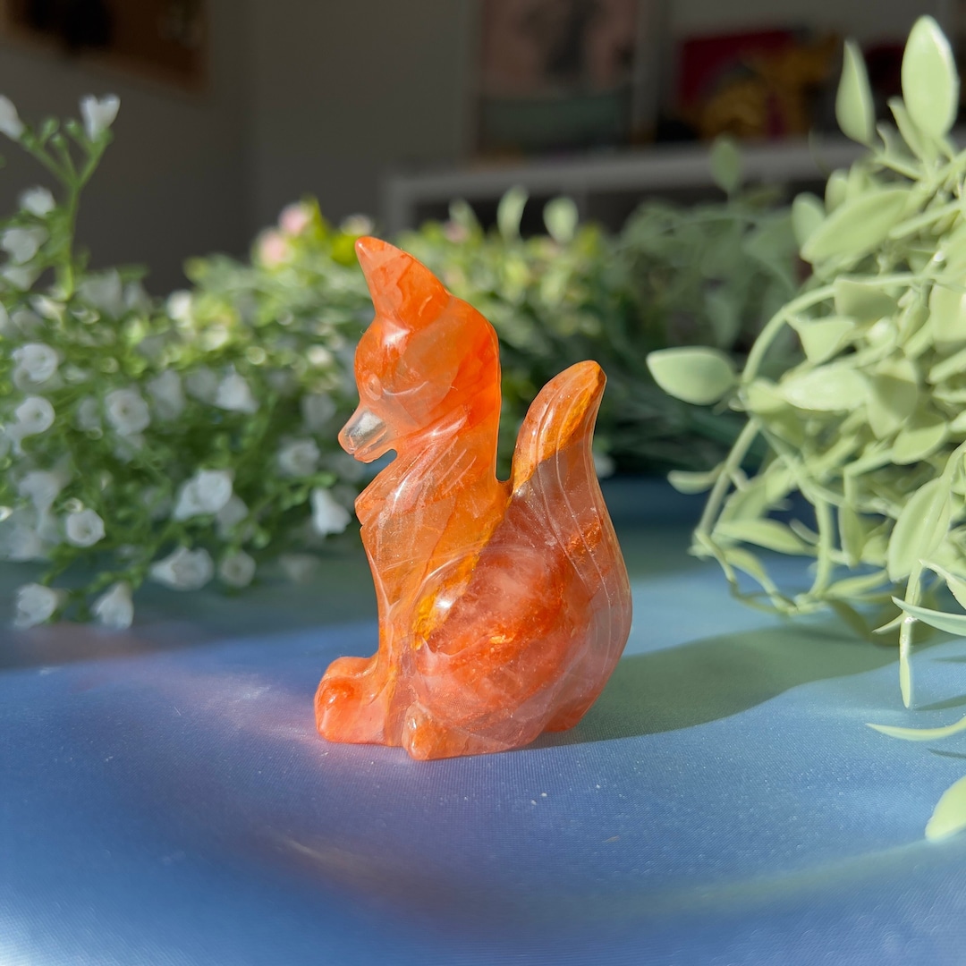 Natural Crystal Fox Carvings - Etsy