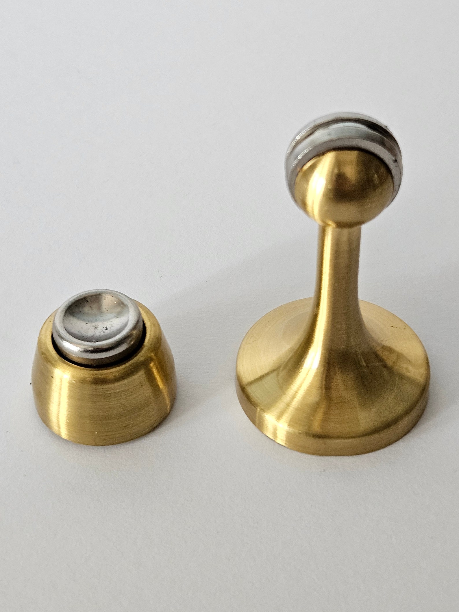 Magnetic Door Holder Magnetic Door Stopper Powerful Magnet Technology ...