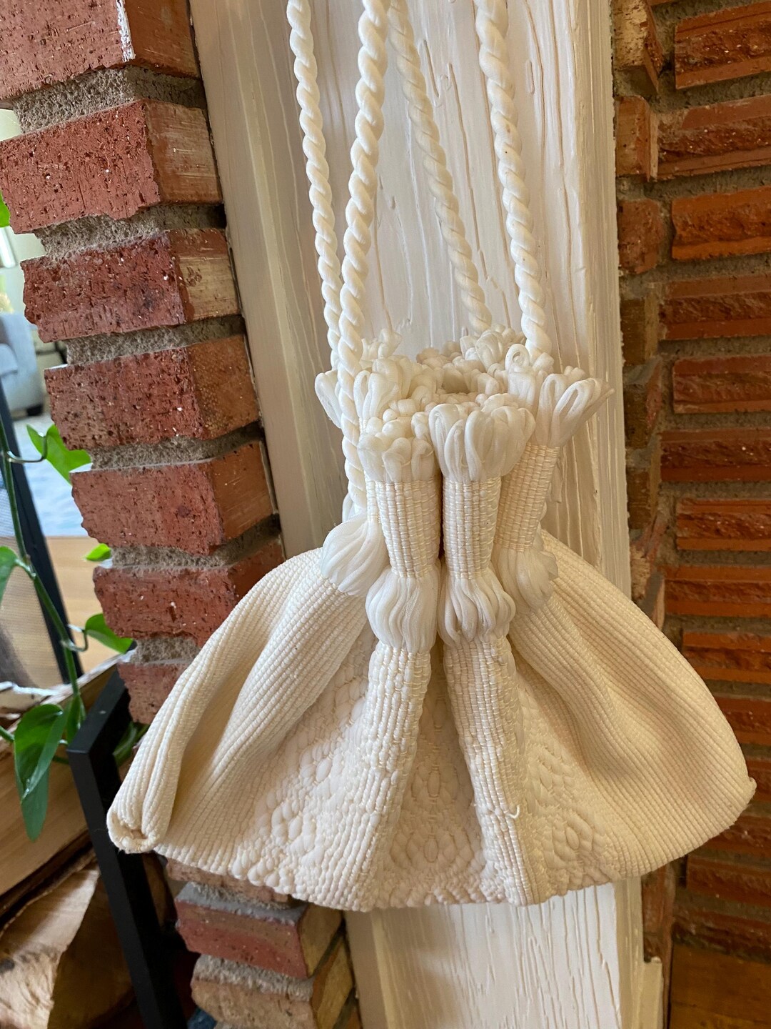 Vintage MCM 1960’s Woven Draw String Purse, Mid-century Purse, Cream ...