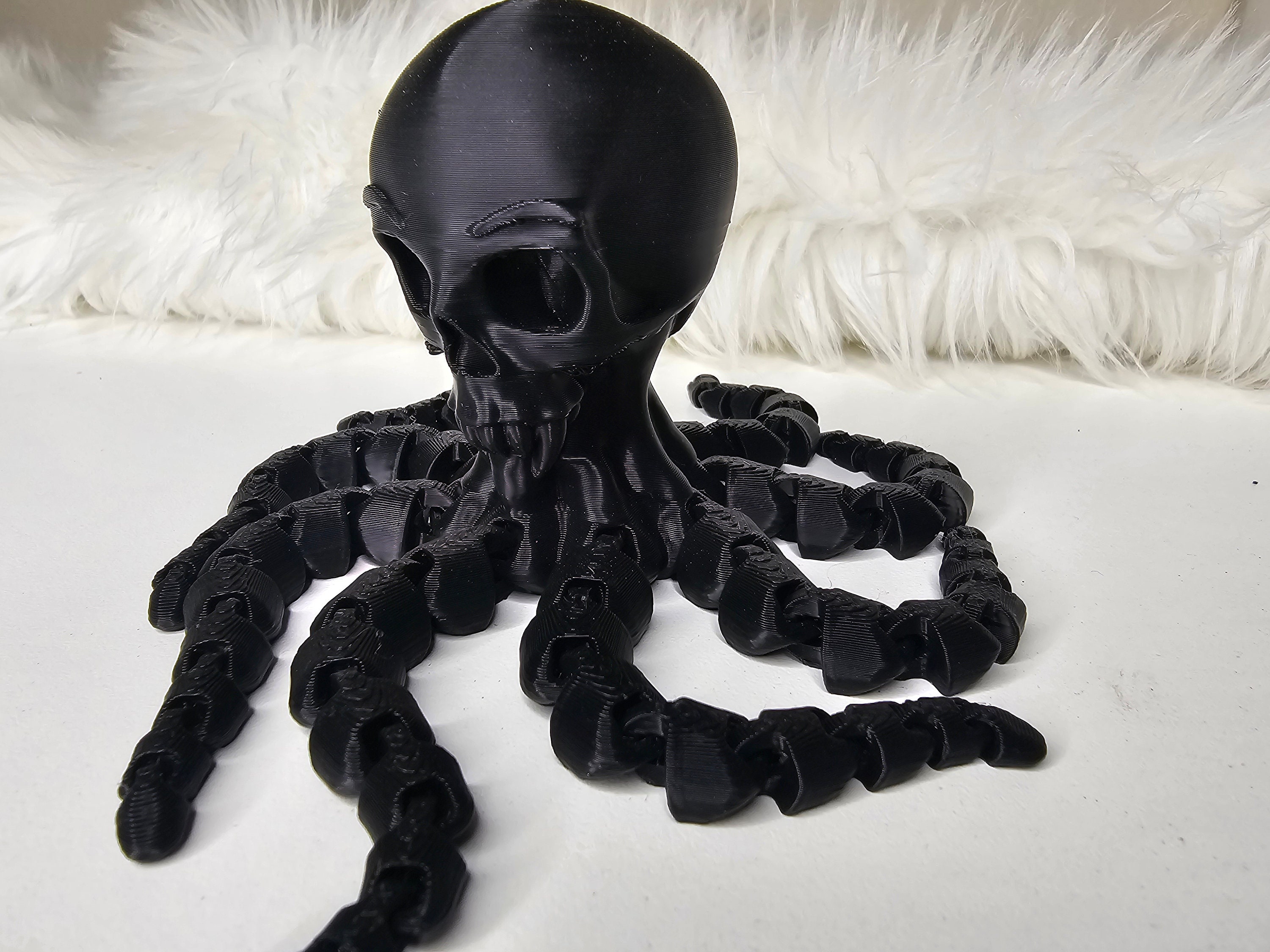 Mesmerizing 3D Printed Articulating Skull Octopus Fidget Toy: Elegance ...