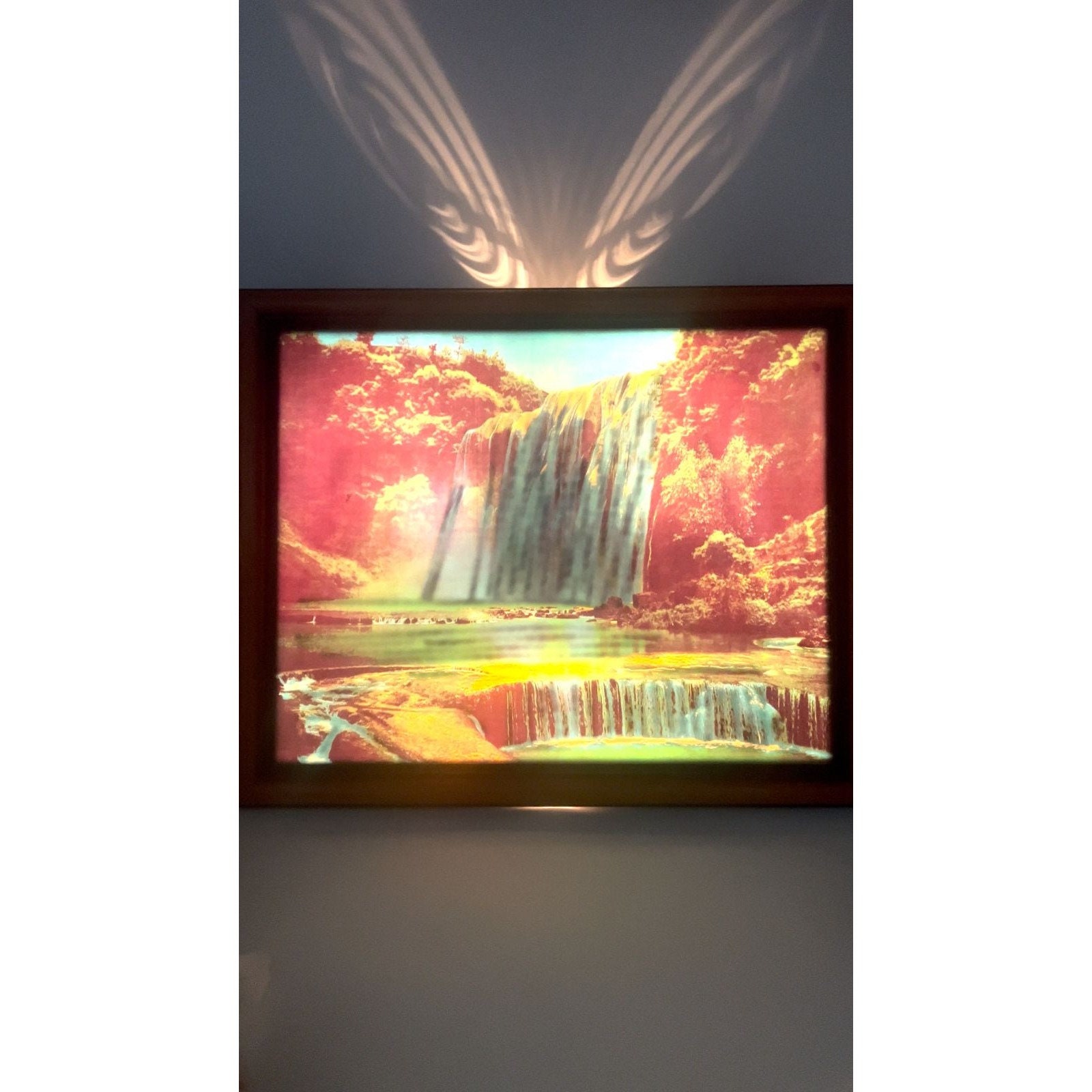 Illuminated Moving Picture Waterfall Scene 13.5x16.5 Light up Vintage ...