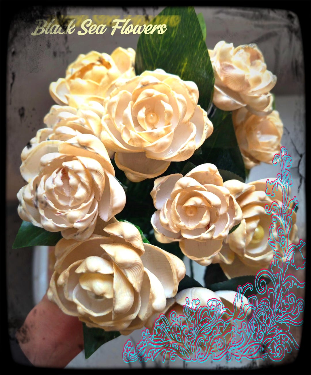 7 SEASHELL FLOWERS ROSES Beach-inspired Coastal Floral Arrangement - Etsy