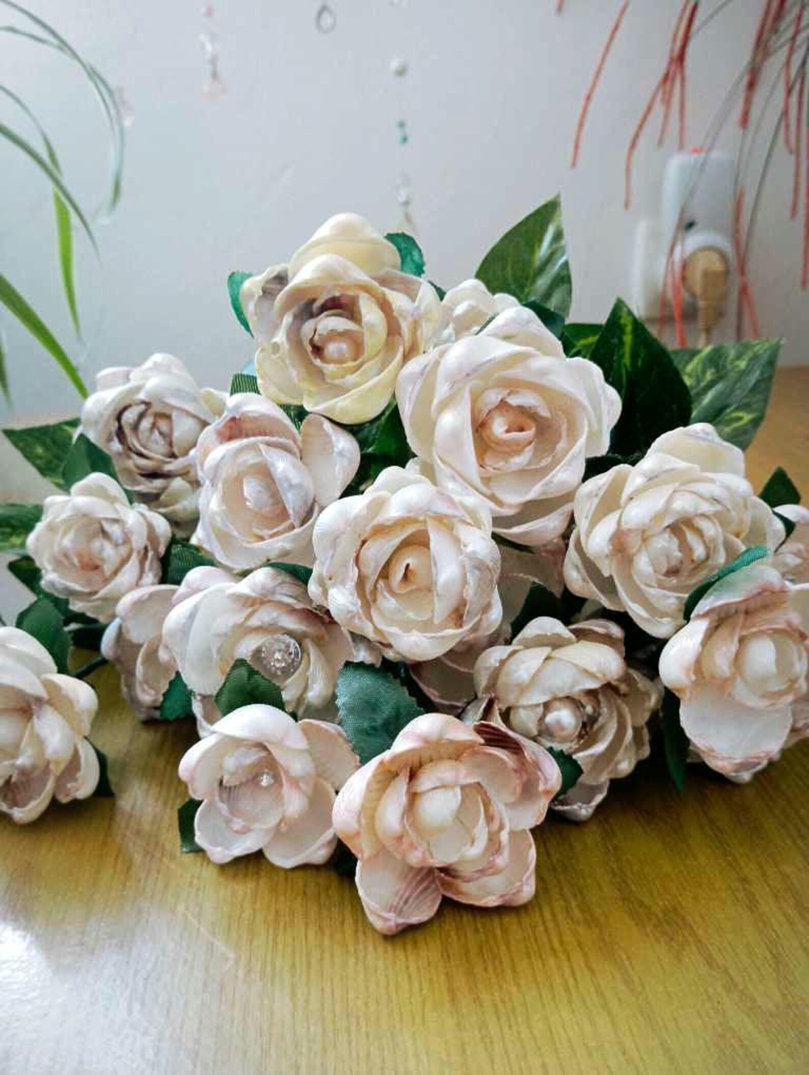 7 Unique Shell Roses - Beach Inspired Coastal Floral Arrangement ...