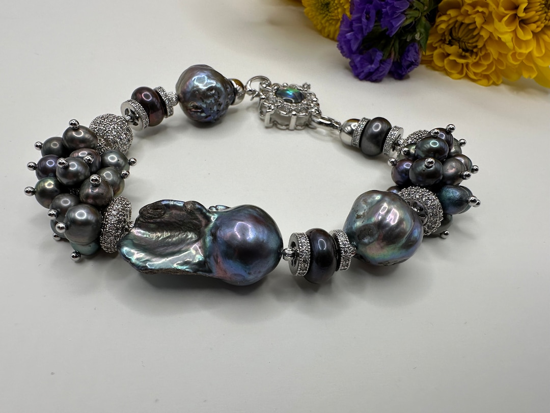 Black Baroque Pearl Transformer Bracelet, Peacock Color, Natural ...