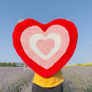 Heart rug - Etsy
