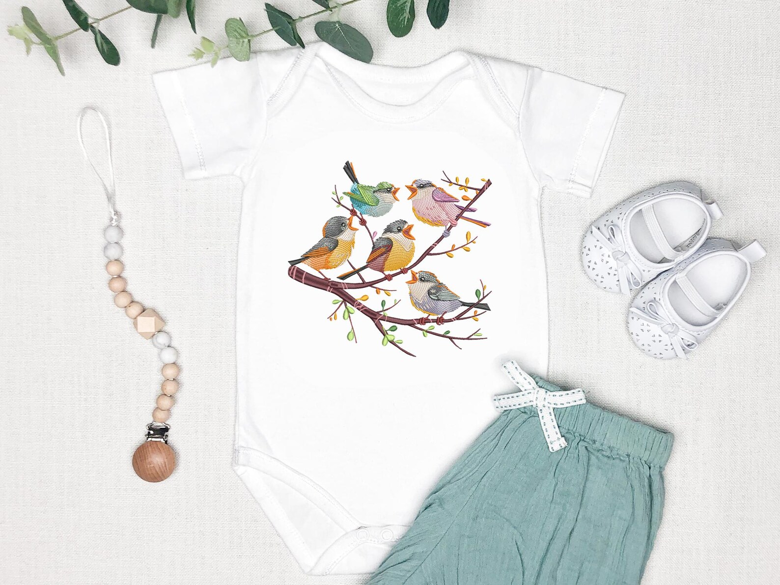 Birds Chirping Twig Embroidery Designs | Baby Shower Gift | Machine ...