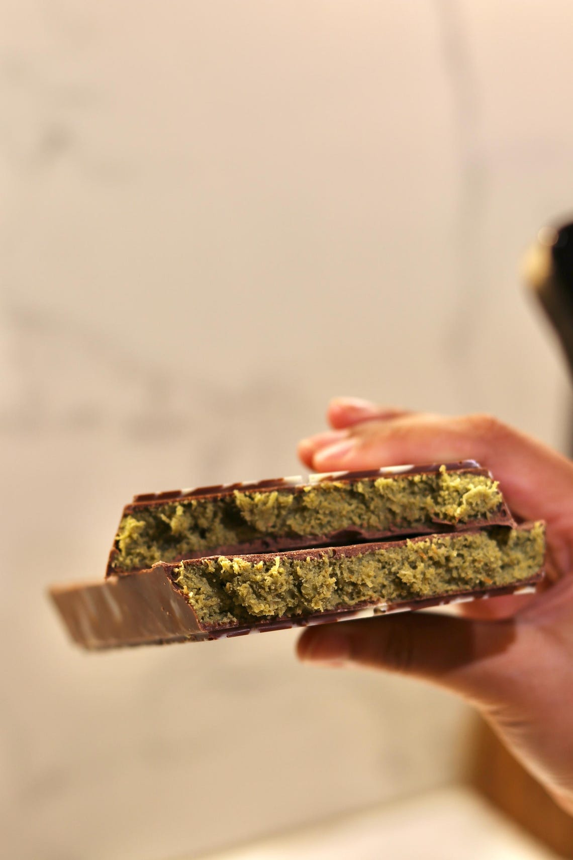 Dubai Pistachio & Knafeh Premium 470g Chocolate Bar Large Handmade ...