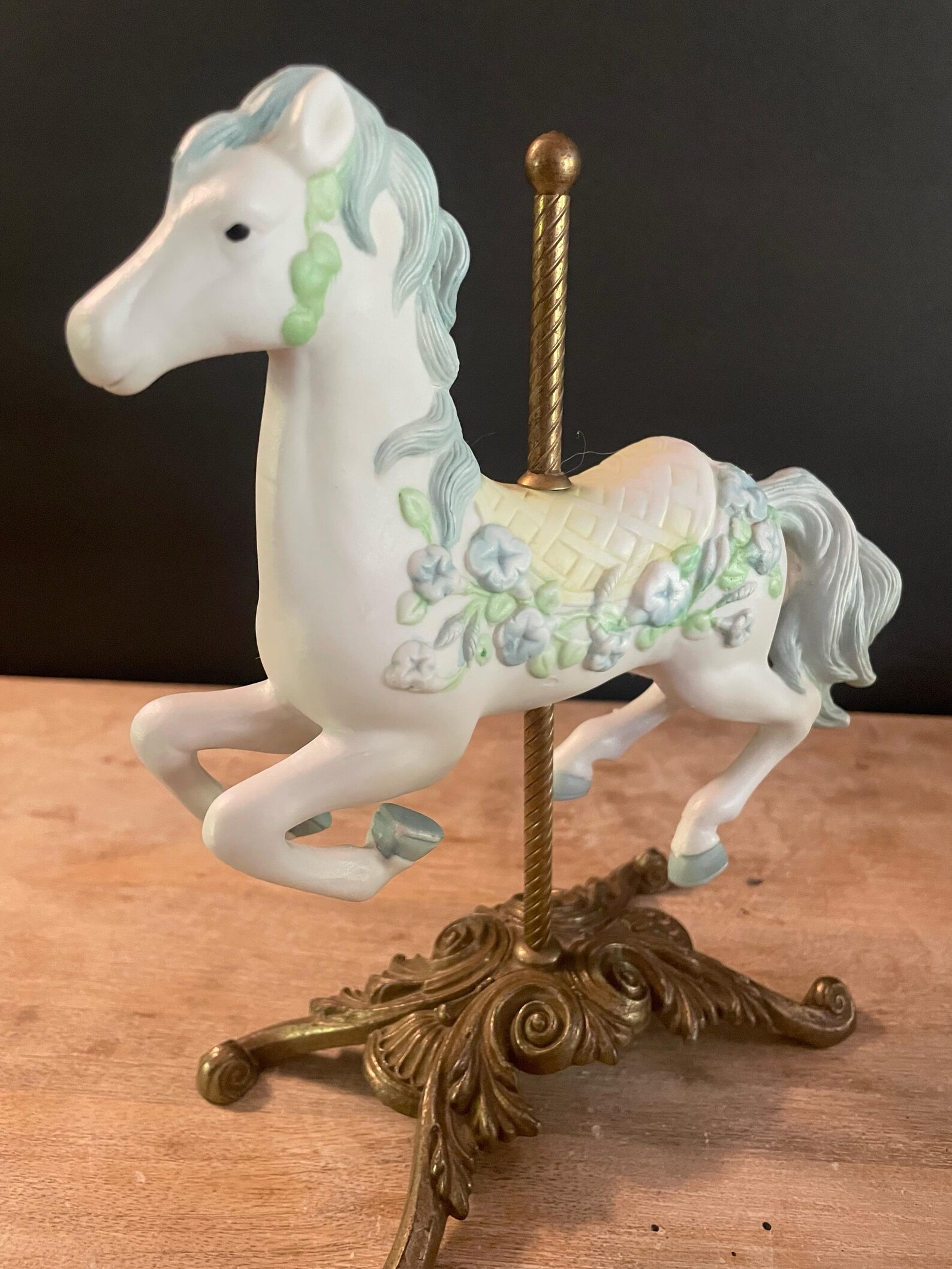 Vintage GIFTEC Carousel Horse Brass Base Porcelain Collectors Item 1990 ...