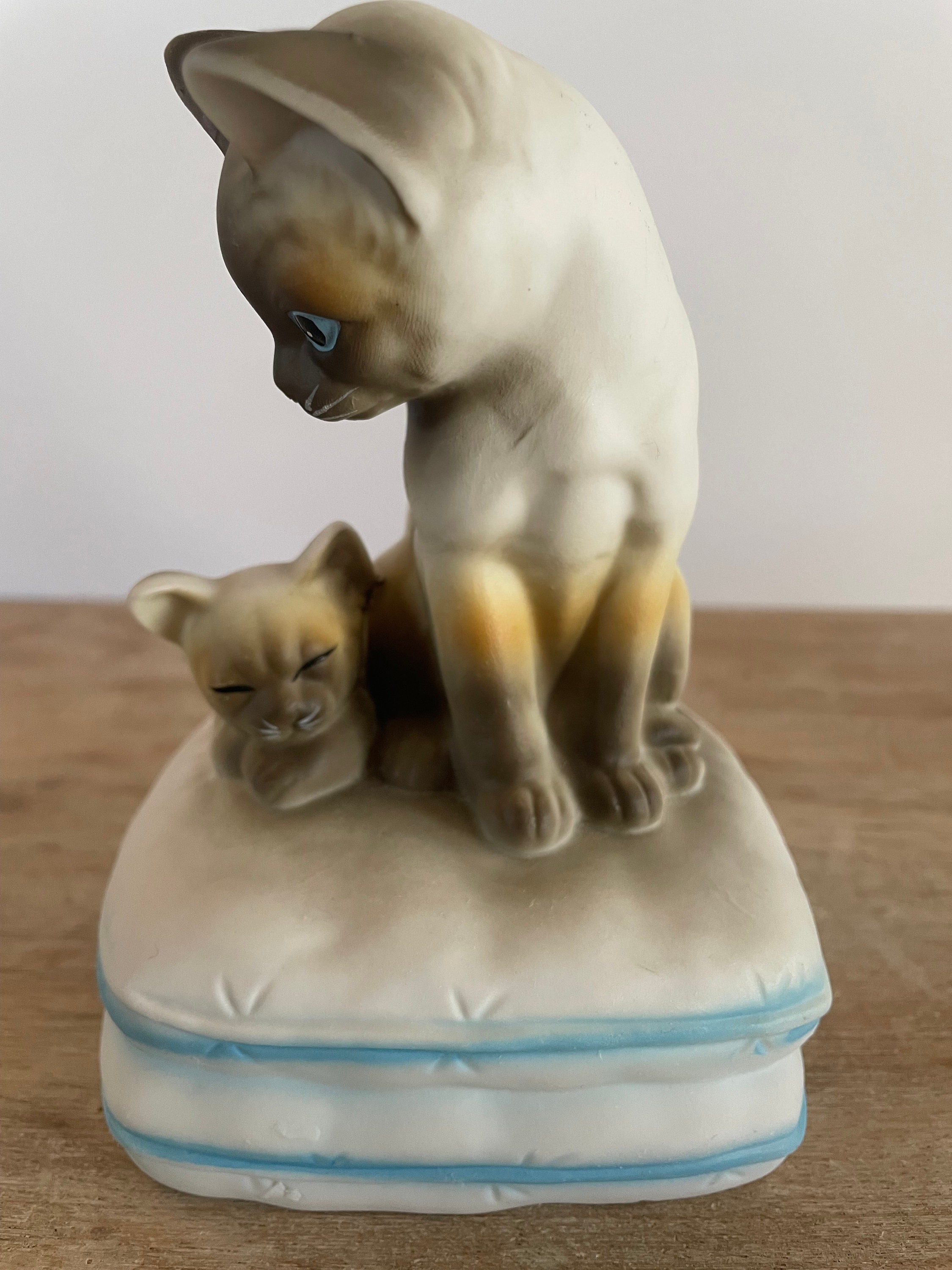 VINTAGE I Siamese Cat & Kitten Music Box Figurine-you Light up My Life ...