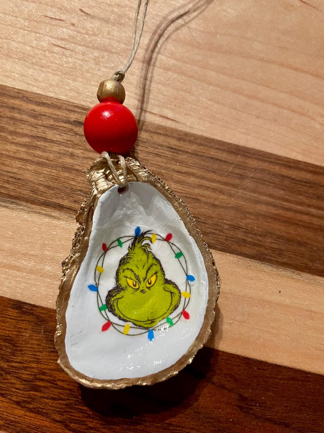 The Grinch Decoupaged Oyster Shell Ornament - Etsy