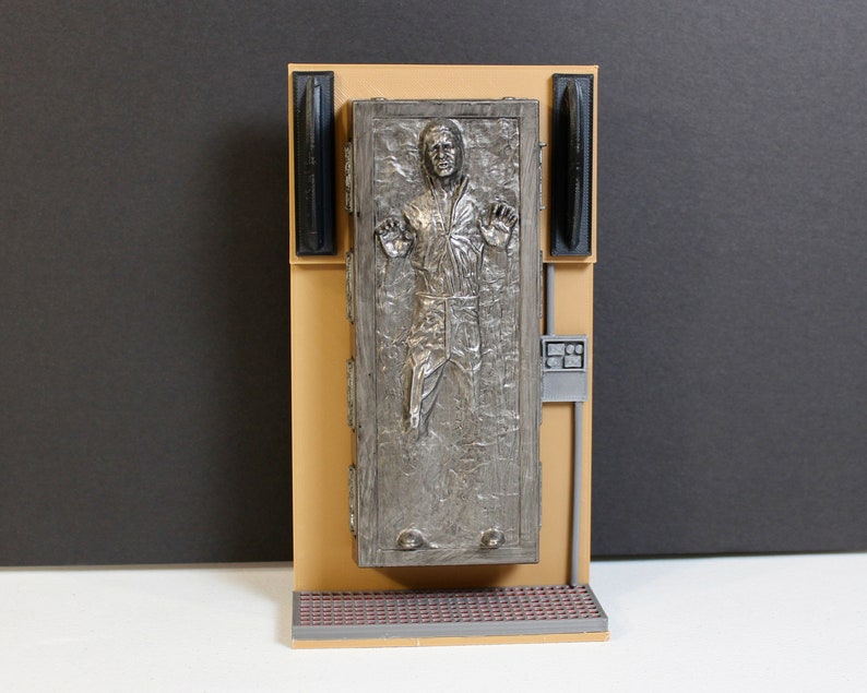 Han Solo Carbonite Diorama Display From Jabba's Palace for Star Wars ...