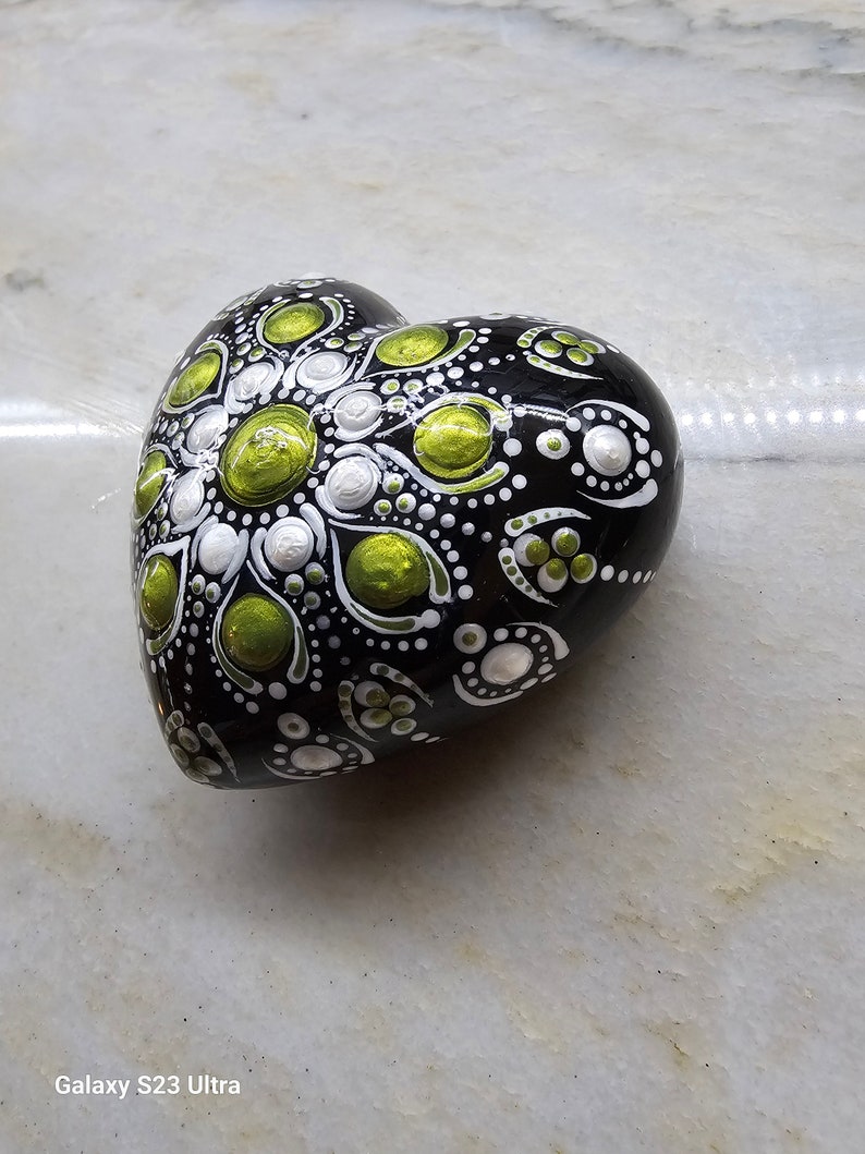 Puffy Heart 3x3 Inch Hand Moulded Dot Mandala Design - Etsy