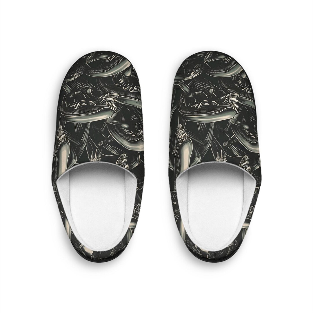 Alien Xenomorph Women's Indoor Slippers - Etsy