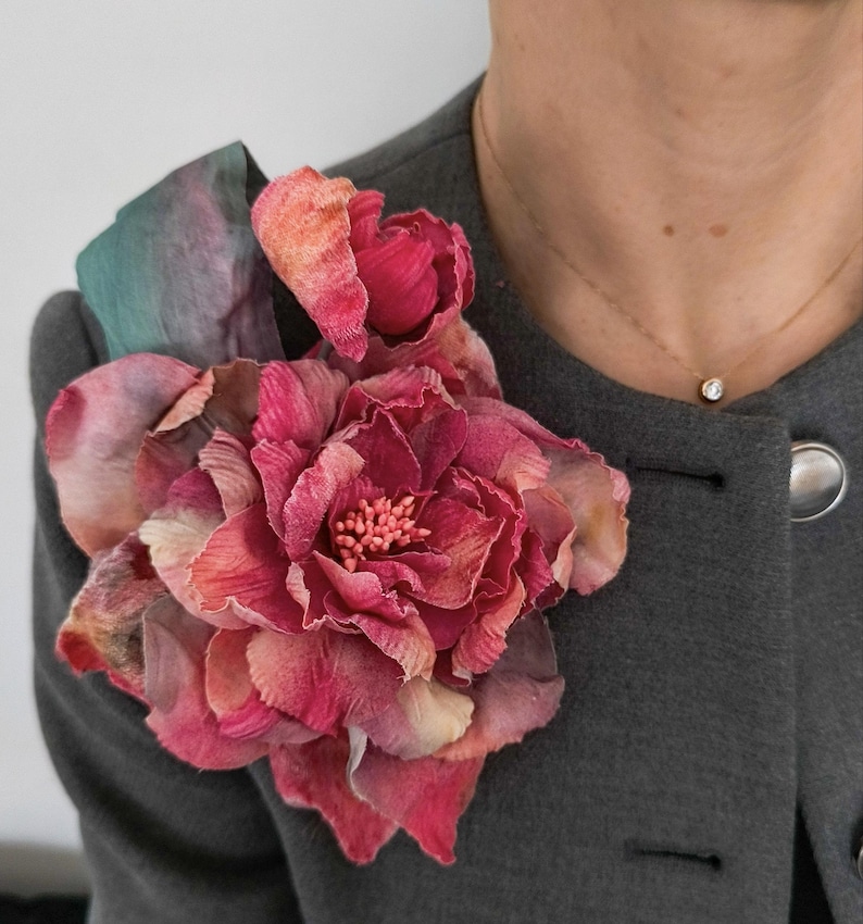 Rose Silk Brooch Pin, Amaryllis Artificial Flower Brooch, Flower Brooch ...