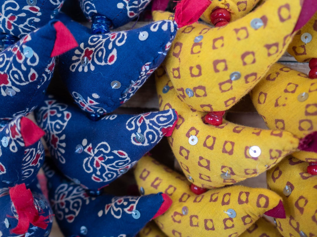 Yellow Fabric Hens: Handmade Prosperity Garland, 3 Ft - Etsy