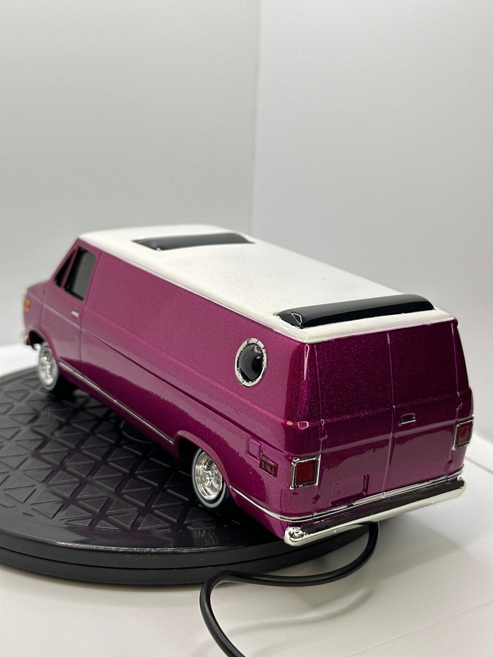 Lindberg Chevy Van Lowrider Dancer 1:25 Scale Model Van - Etsy