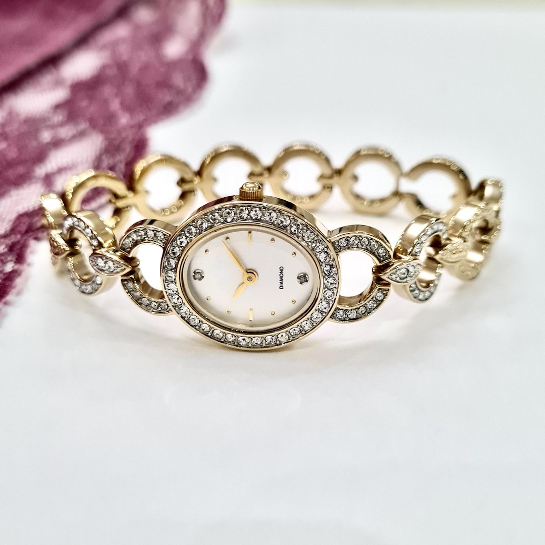 Wrist Watch for Woman, Gold Colour, Diamond Stones, Dainty Watch, Easy ...