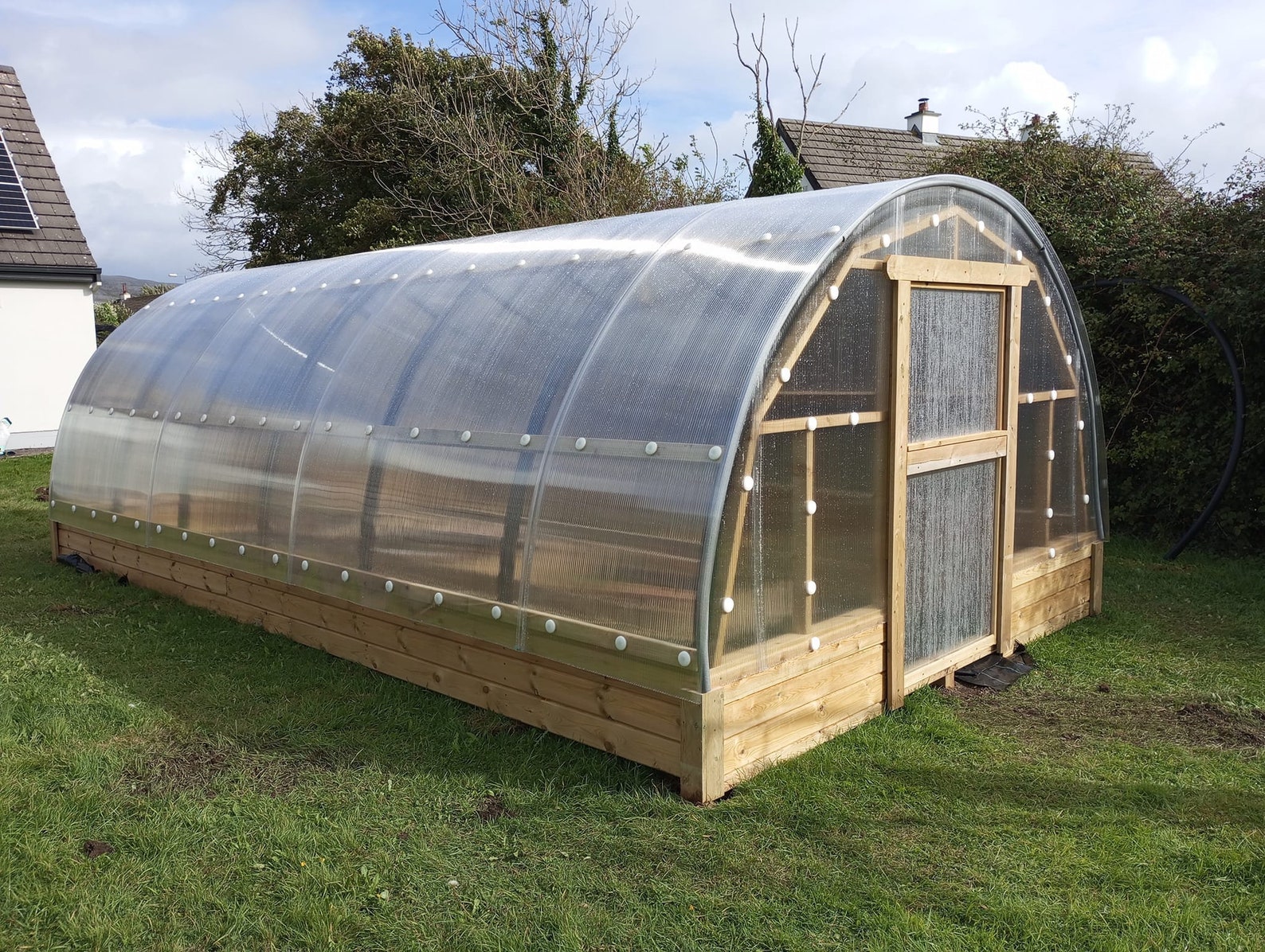 STORMIE 20 Ft Stormproof Polytunnel Greenhouse High Tunnel Wood Framed ...