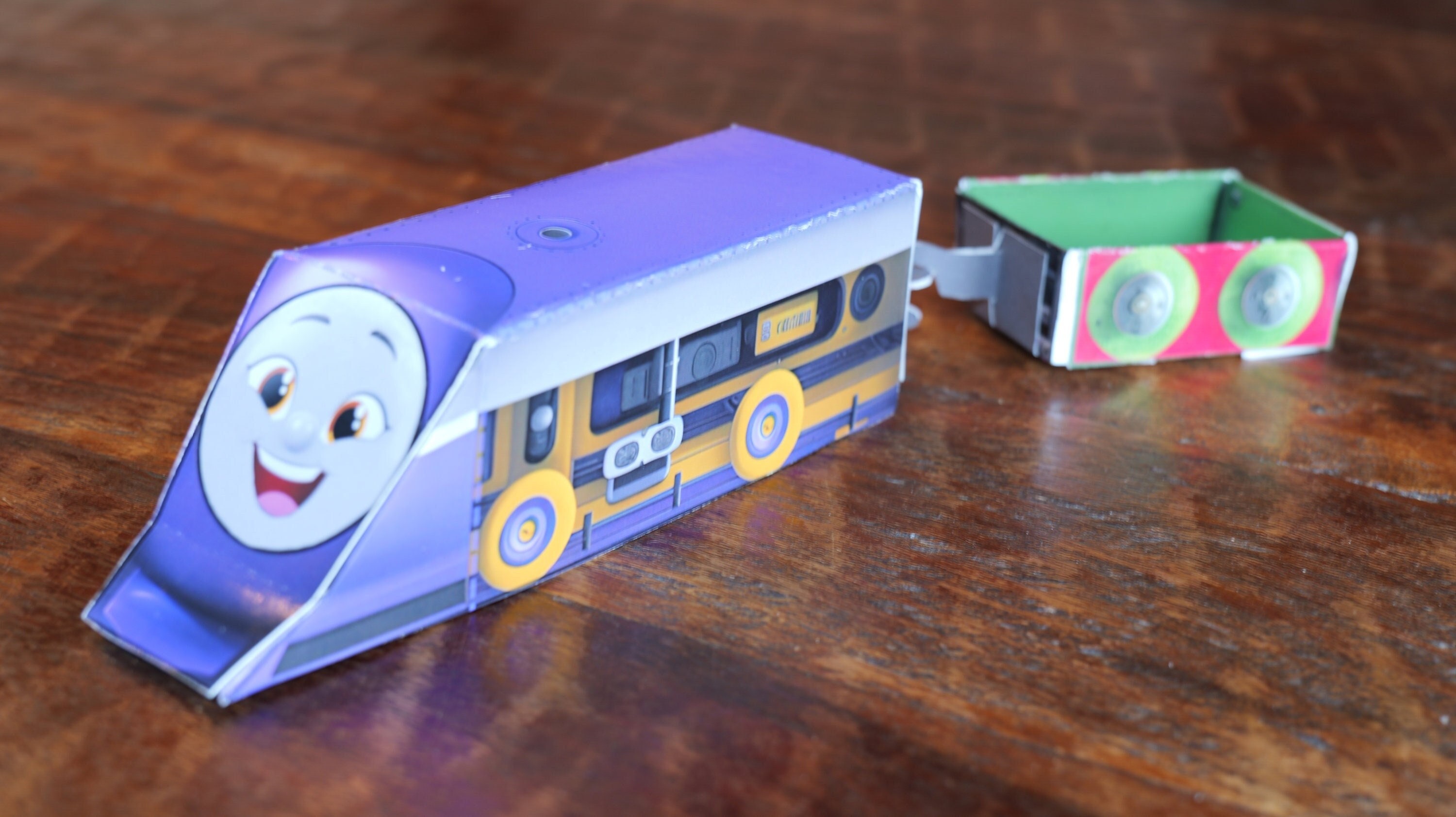 Thomas and Friends ALL Engines Go Papercraft (5 Pack With Wagons) With ...