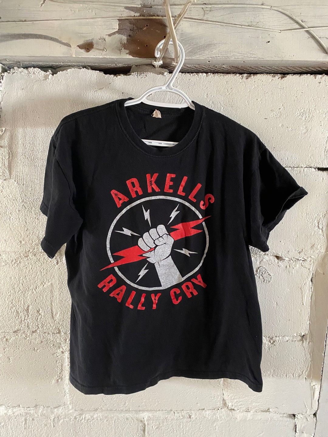 MEDIUM ARKELLS rally Cry 2018 Tour T - Etsy
