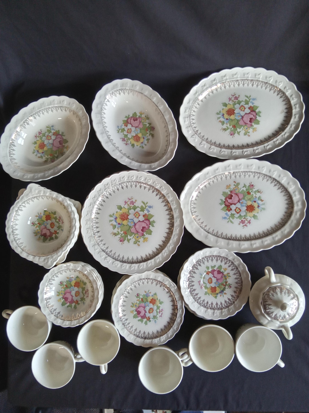 Vintage Taylor Smith and Taylor Cross Stitch Floral Design China 6 ...
