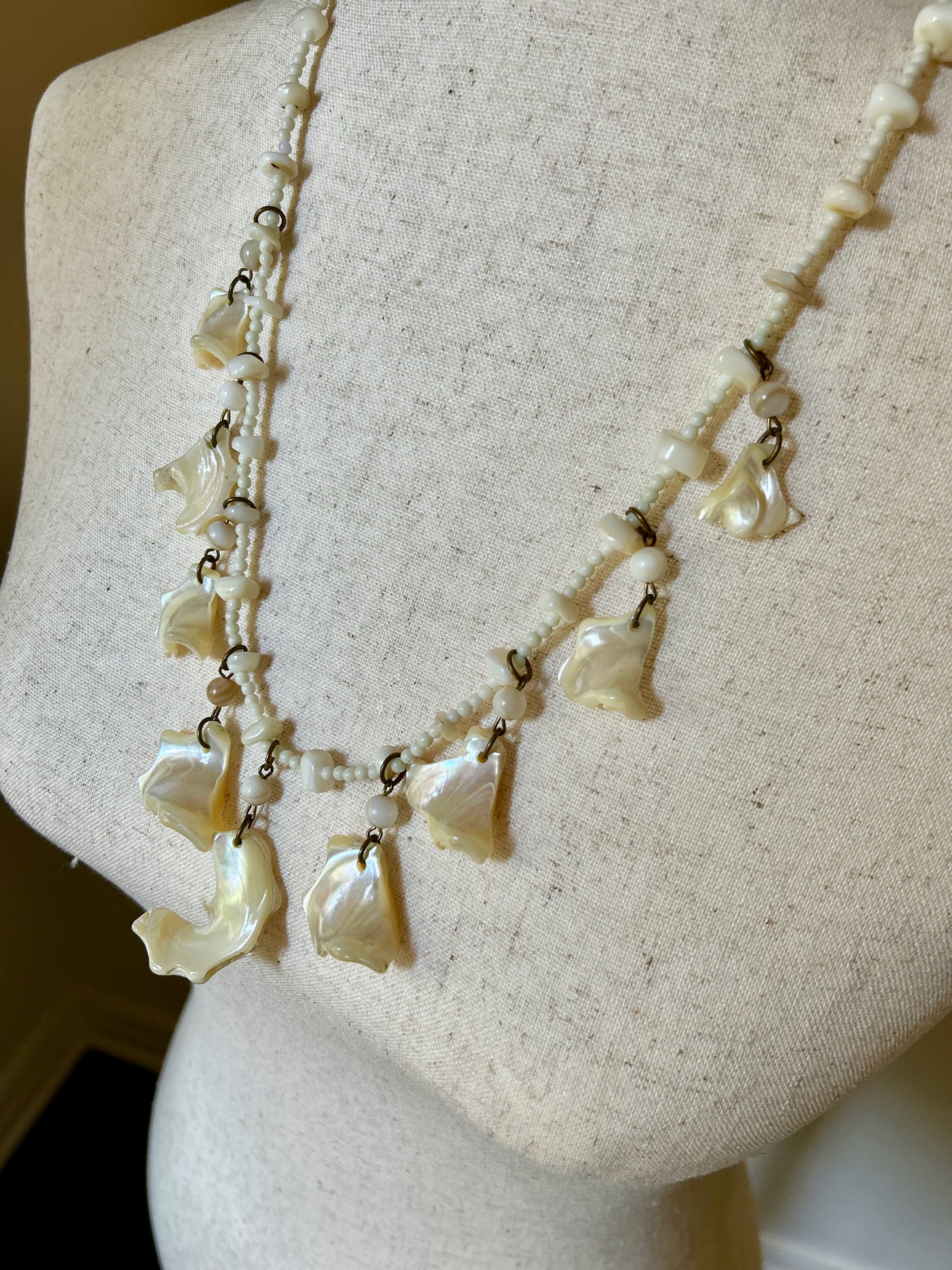 Vintage Shell and Mother of Pearl Necklace - Etsy