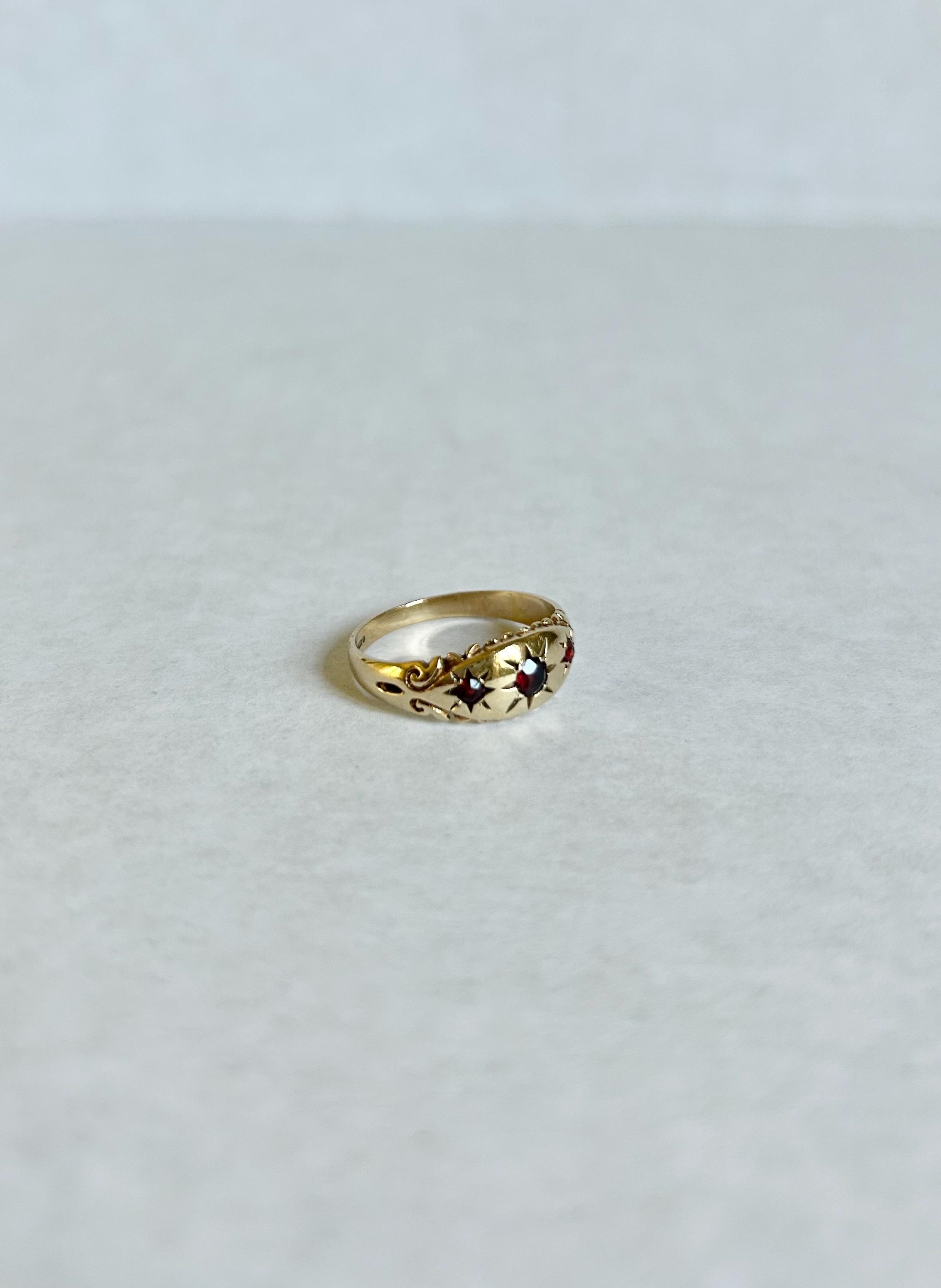 Vintage Gold and Garnet Gypsy Star Ring - Etsy