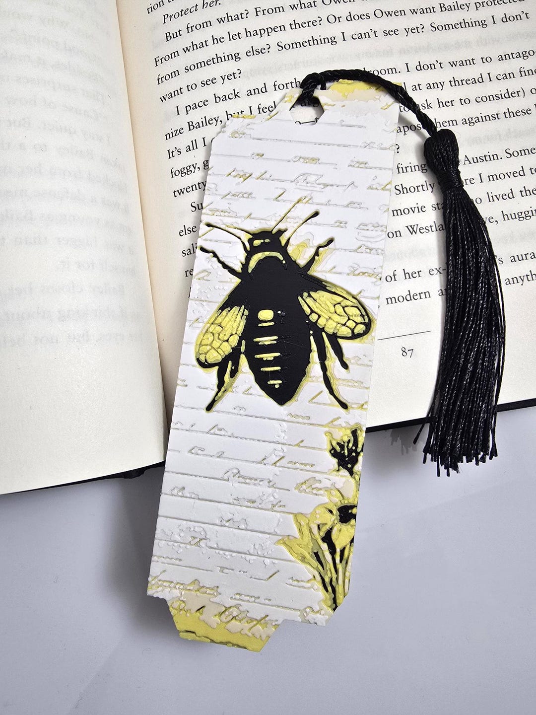 Vintage Bumblebee 3D Bookmark - Hive-made Happiness for Readers - Etsy