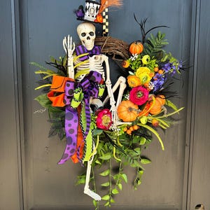 Glam Skeleton With Top Hat Wreath, Halloween Front Door Wreath ...