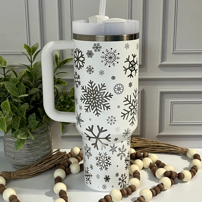 40oz 40 Oz Tumbler Christmas Snow Snowflakes Winter Doodle Customized ...