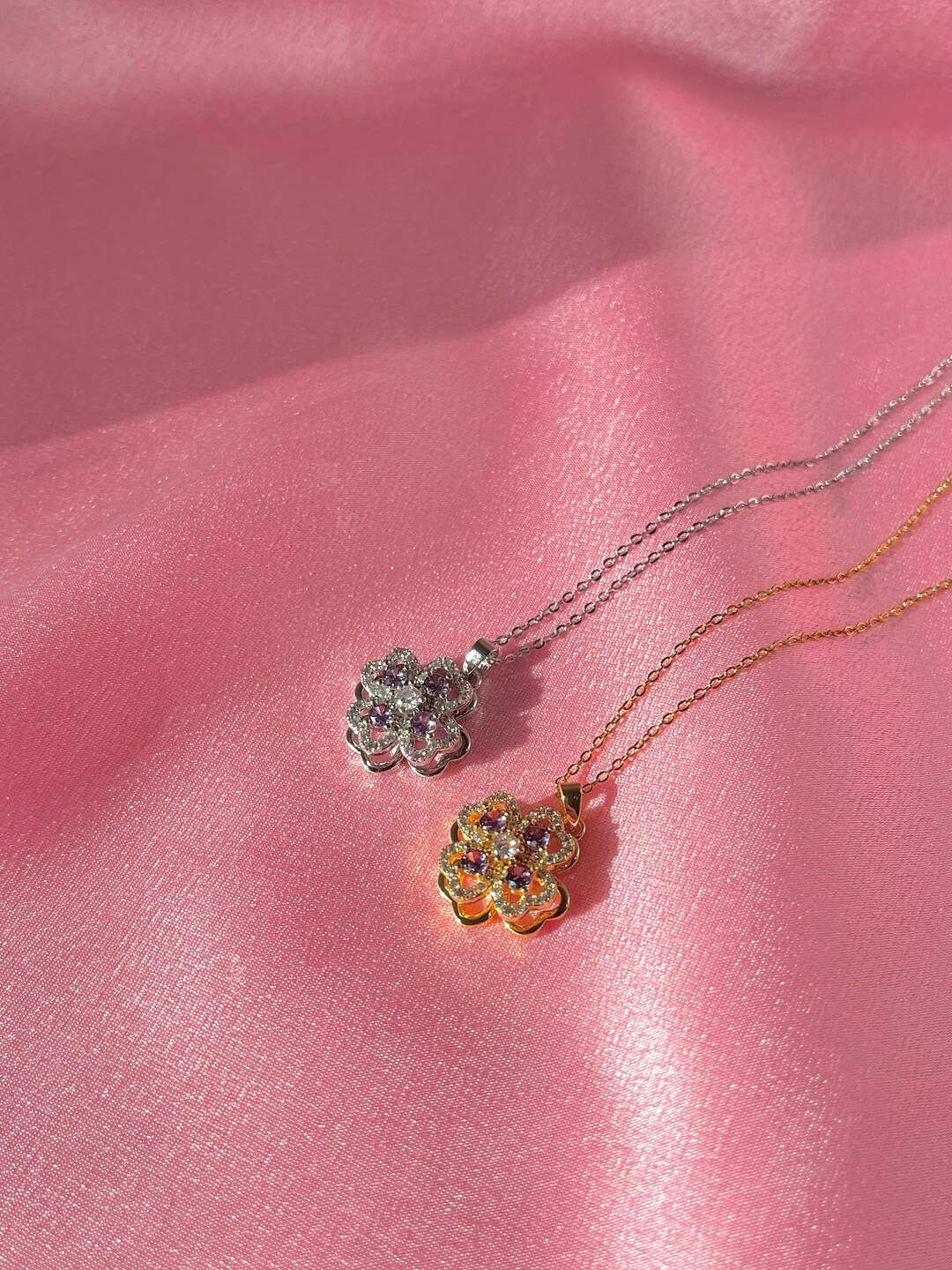 Princess-ınspired Spinning Necklace - Princess Jewelry, Fidget Toy ...