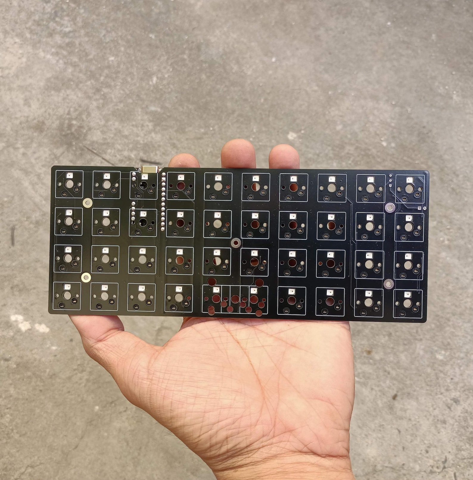 Pabile DIY P40 40-key 4x10 Grid Programmable Wired RP2040 or BLE ...