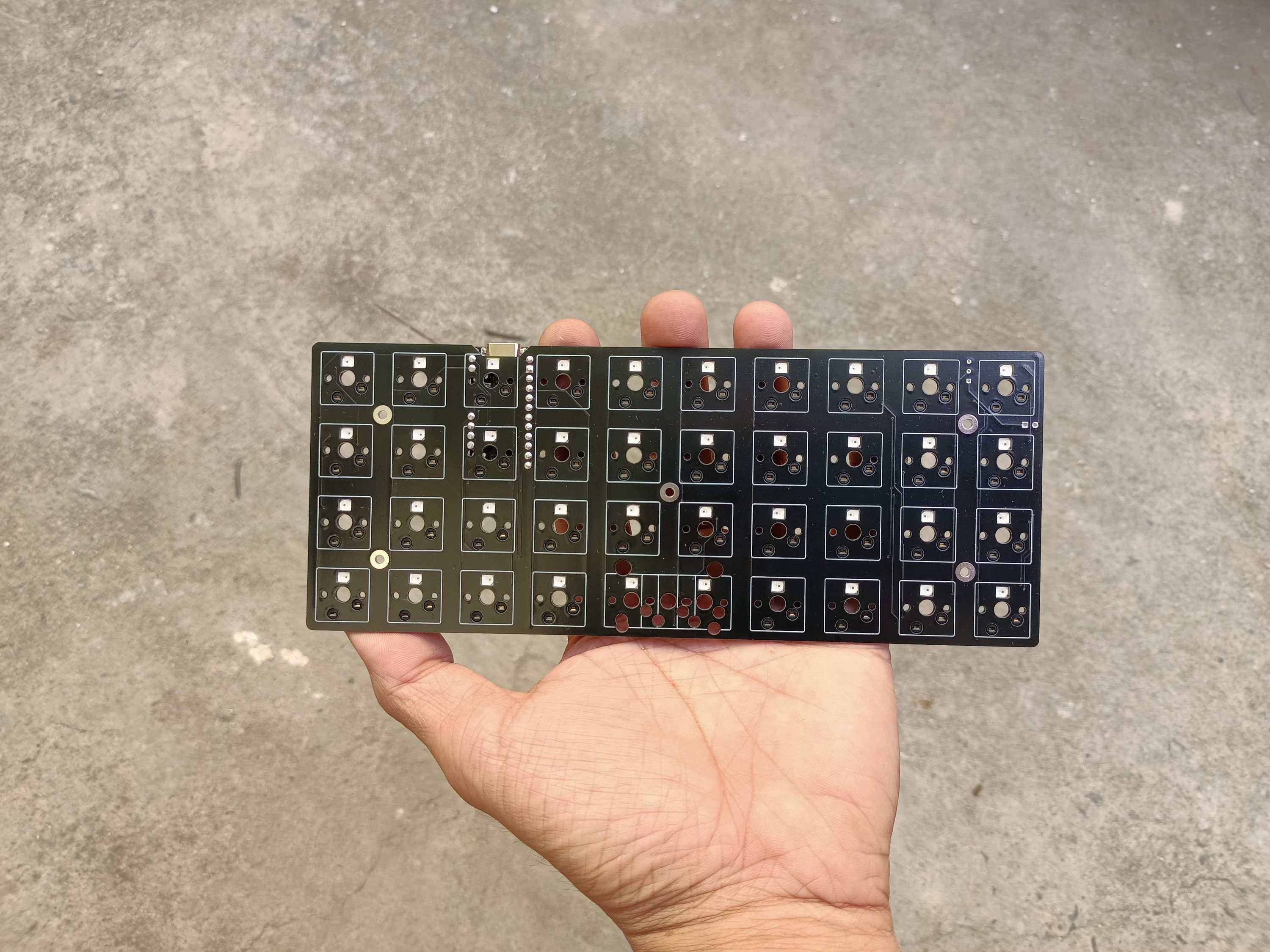 Pabile DIY P40 40-key 4x10 Grid Programmable Wired RP2040 or BLE ...