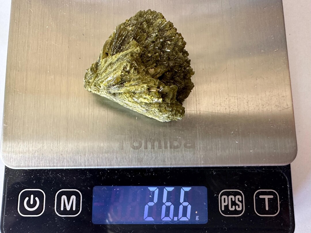 Epidote Fan Cluster From Pakistan With Outstanding Color - Etsy