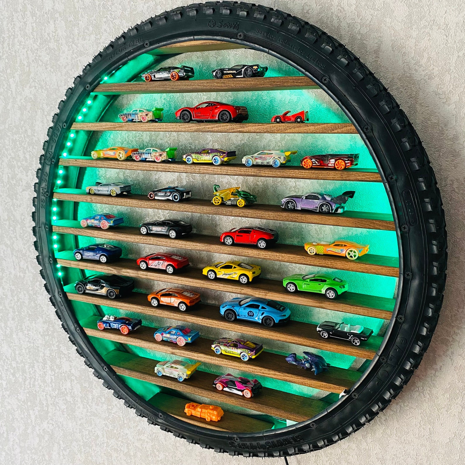Car Display Shelf, 1:64 Scale Shelf, Car Display, Tire Shelf, Car ...