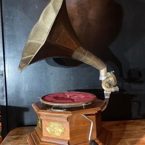 Classic Phonograph RECORD PLAYER - Etsy